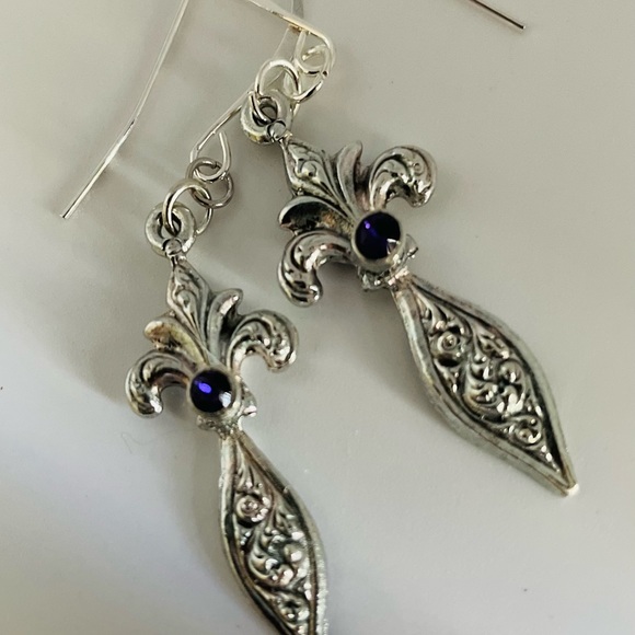 Virgins Saints & Angels | Jewelry | Virgin Saints Angels Fleur De Lis ...
